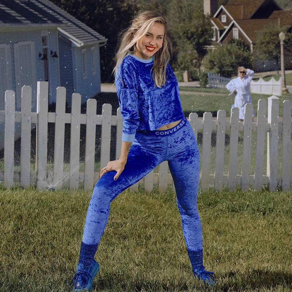 Converse X Miley Cyrus Velvet Set - Gem